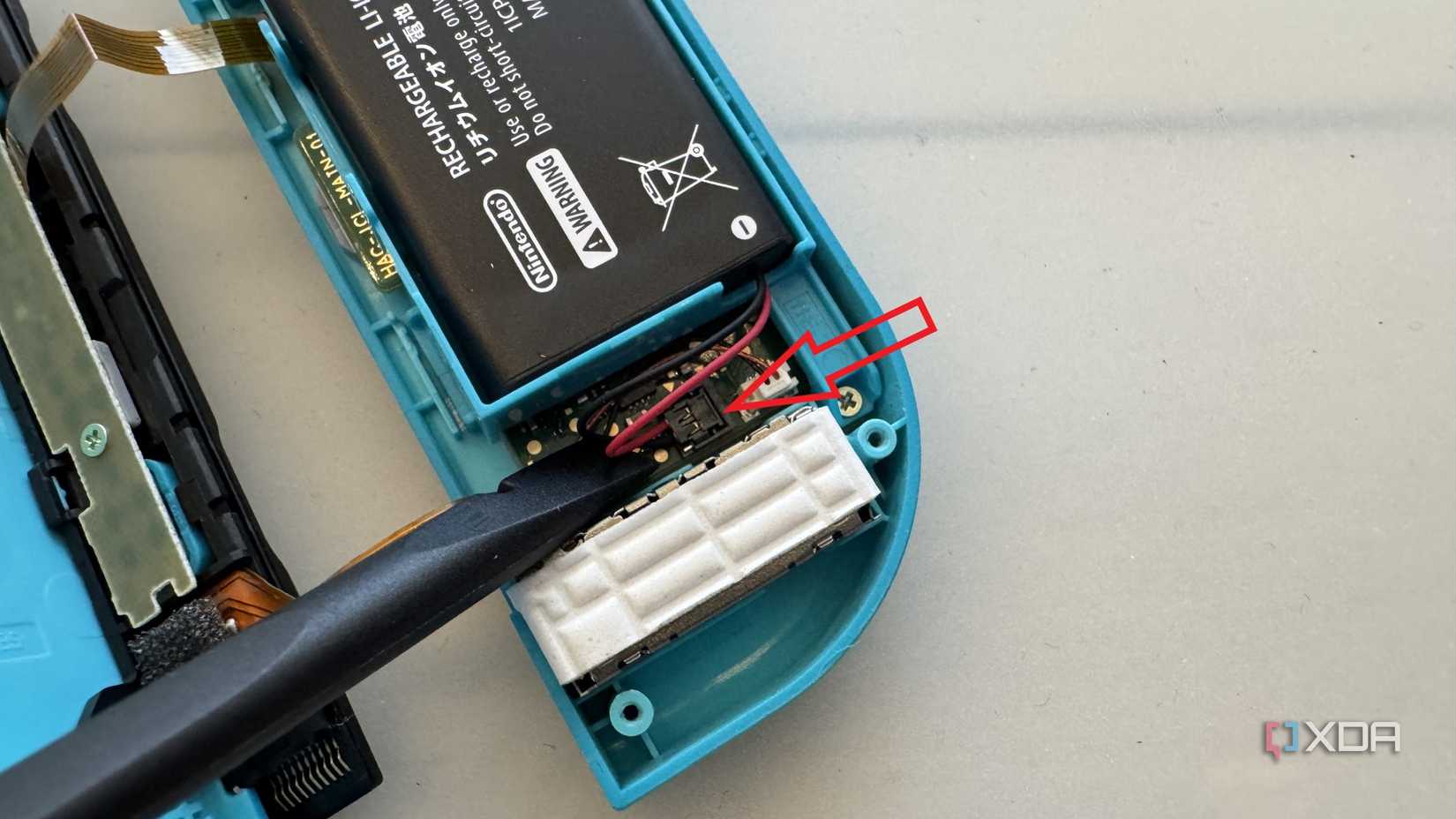 Stick drift sucks, so here’s how to replace the Joy-Con thumbsticks on ...