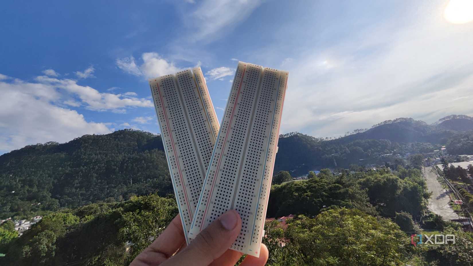 What are breadboards (and how to use them with SBCs and microcontrollers)
