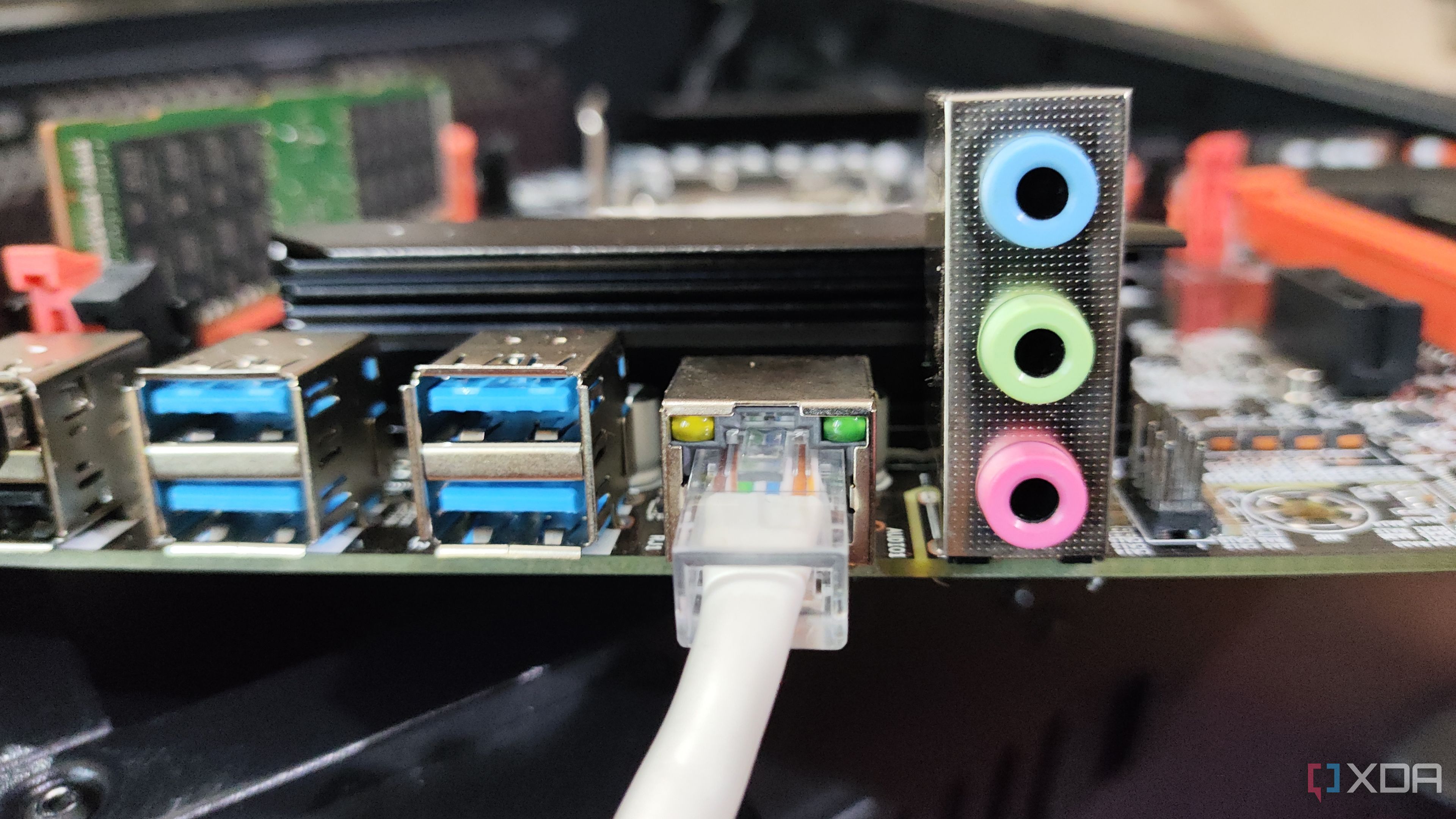 9 ways to bring networking dead zones in your home back to life