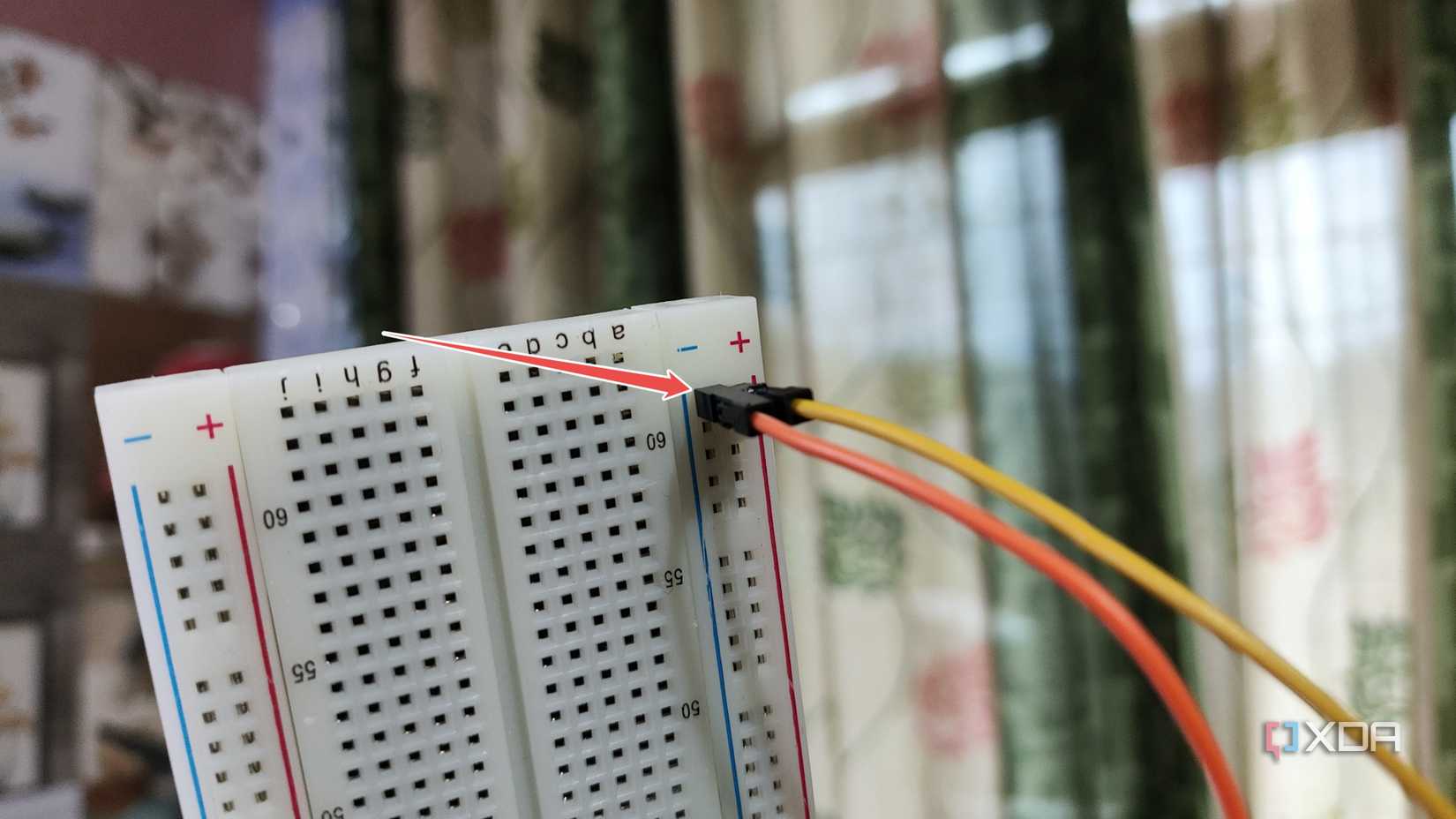 What are breadboards (and how to use them with SBCs and microcontrollers)