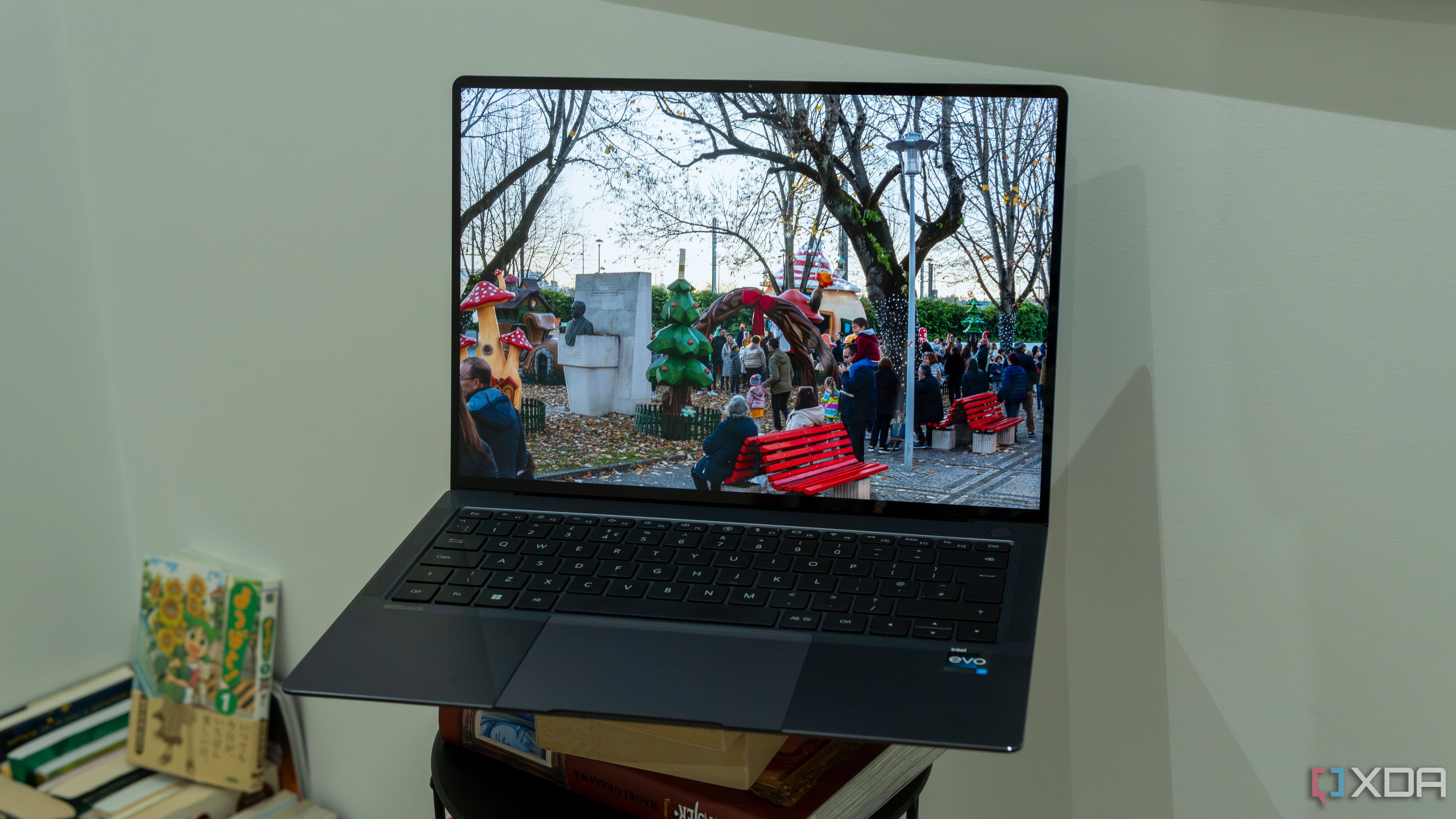 How I turned my laptop into a digital photo frame