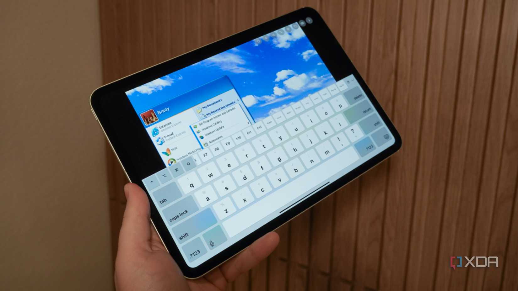 My iPad finally runs a desktop OS, but it's Windows XP — here's what it ...
