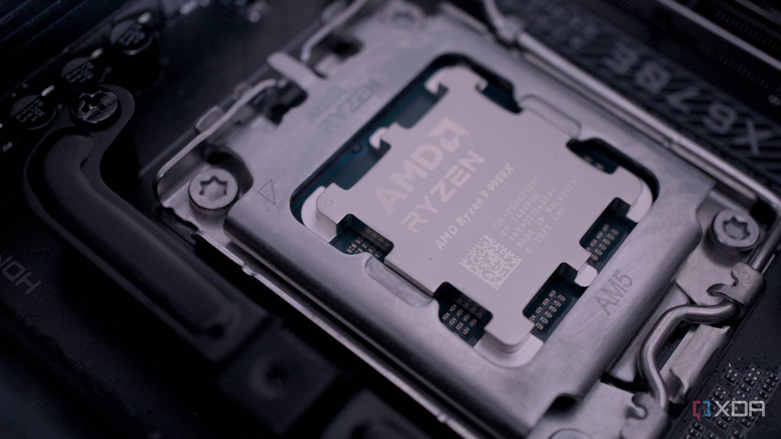 AMD announces the world's fastest gaming CPU ... again, costing $699