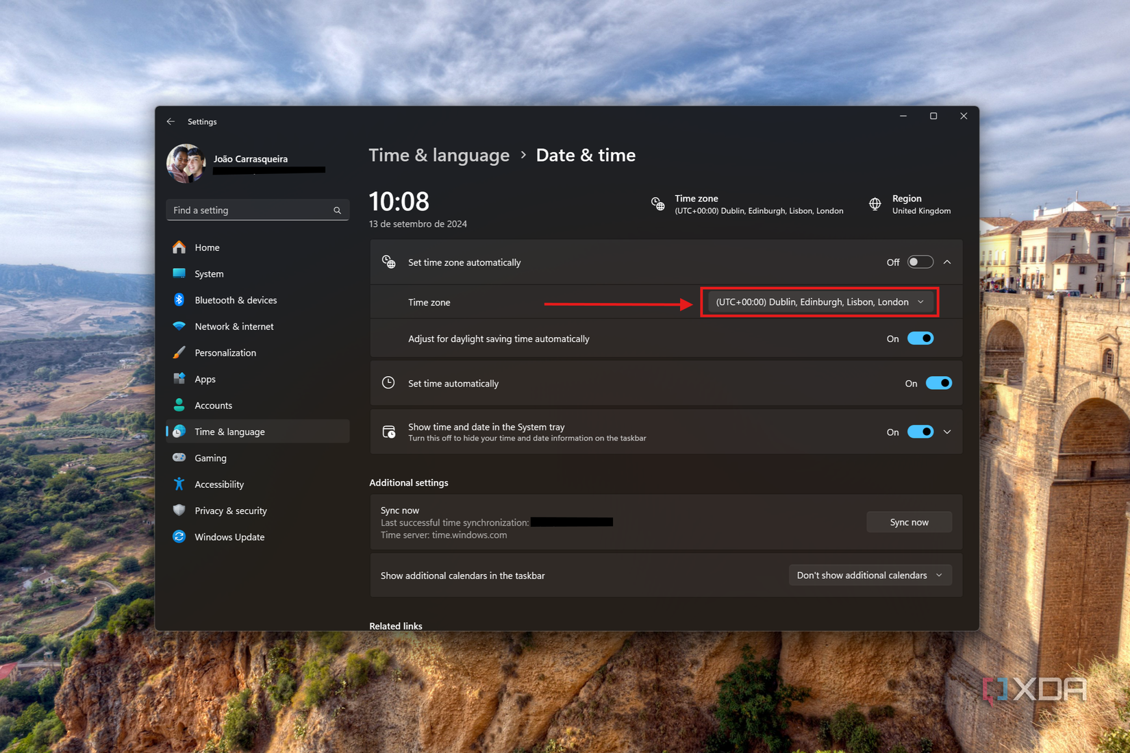 How to change your time zone in Windows 11 when you're traveling