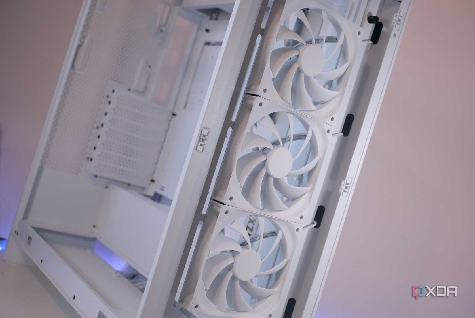 NZXT H7 Flow review: The cleanest and best-looking NZXT case I've seen