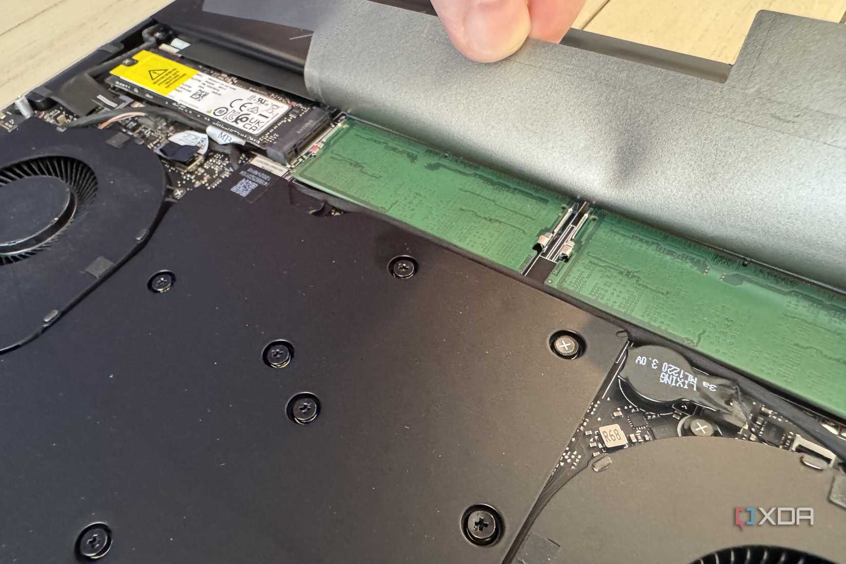 Razer Blade 14 (2024) and Razer Blade 18 (2024) review: Hot stuff, and ...