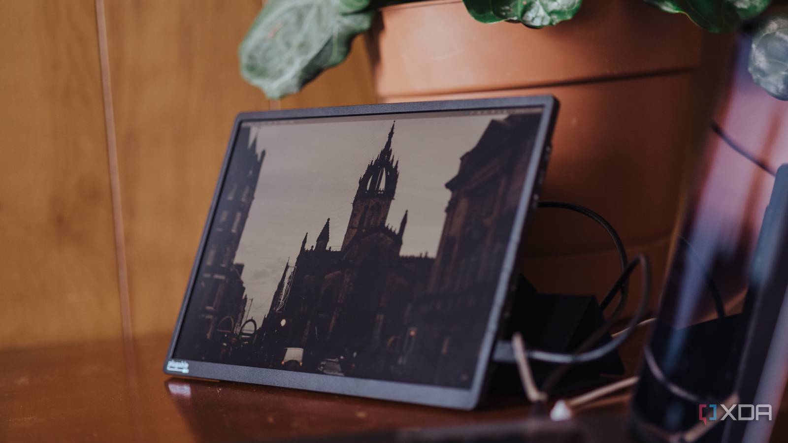 Plugable USB-C portable monitor review: Working on the go just got way ...