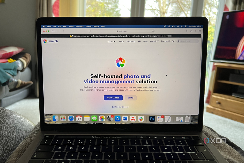 Here's how you can replace Google Photos with a self-hosted Immich server