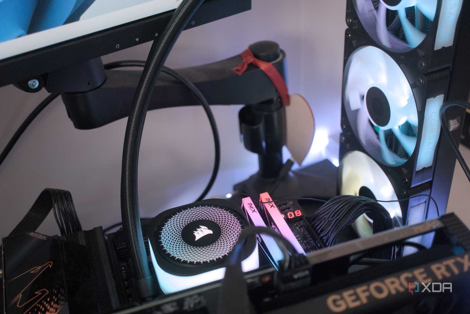 Corsair iCUE Link Titan 360 RX RGB review: Impressive visuals and thermals