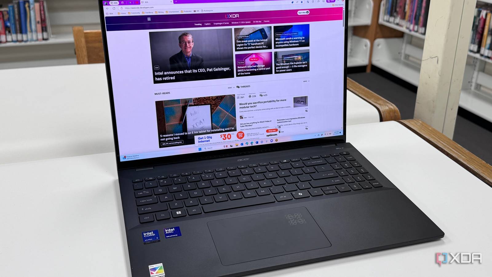 This 16-inch laptop with a 3K OLED screen usually flies under the radar ...