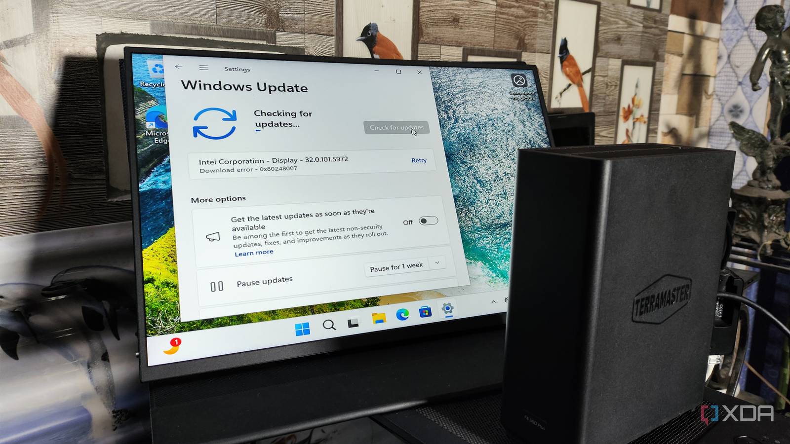 This third-party tool gets rid of the new Outlook app that people don't ...