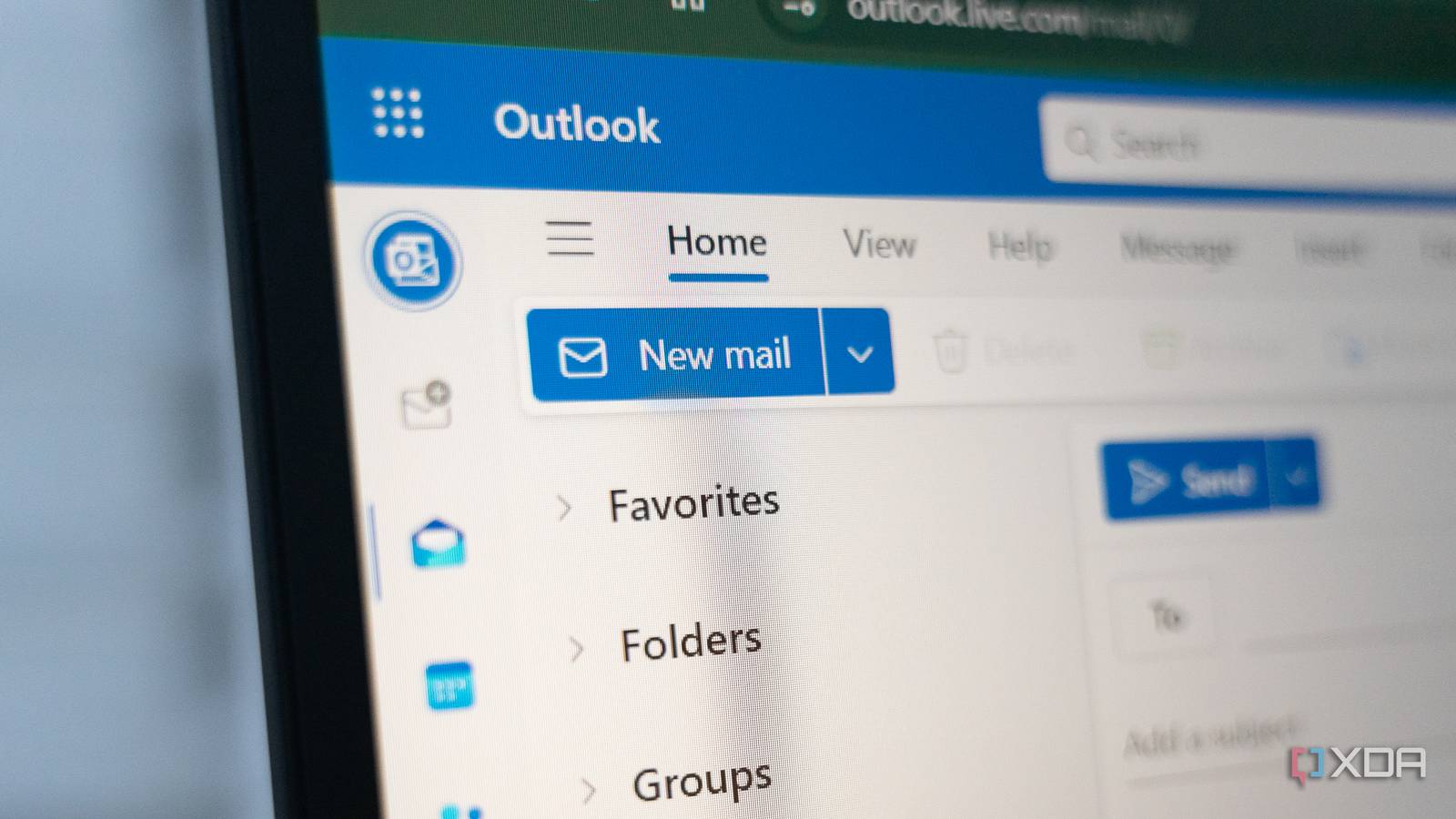 Microsoft just broke the button that lets you escape the new Outlook client