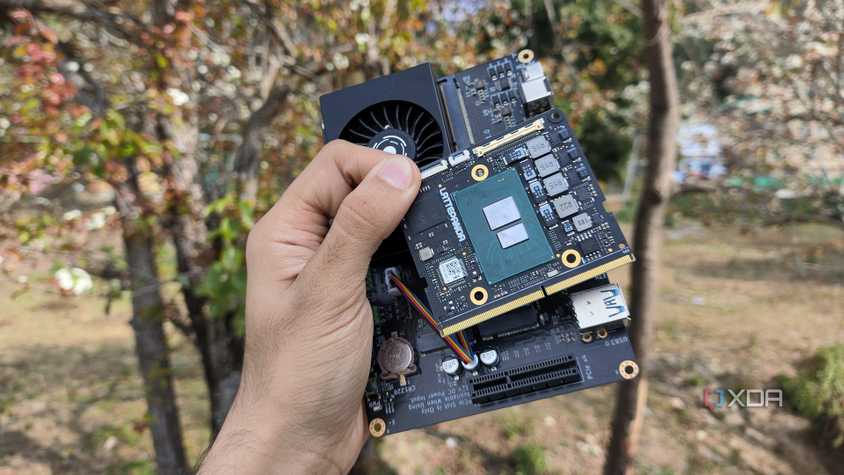 This stunning Raspberry Pi e-ink weather dashboard gives you the ...