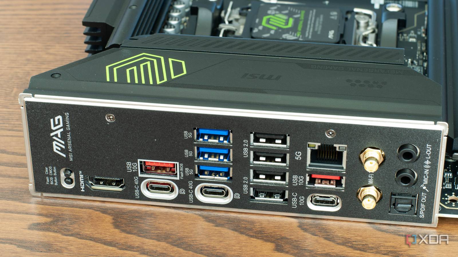 Here's how to make on-board motherboard audio better