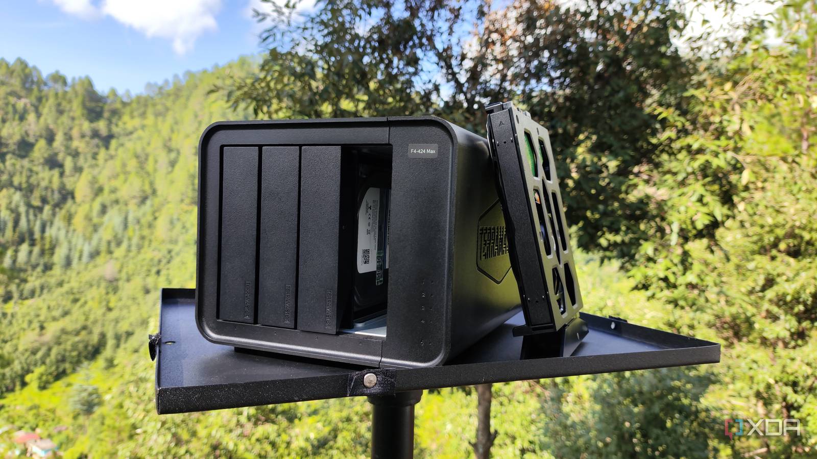 7 ways I realized my NAS was better than Dropbox for work files