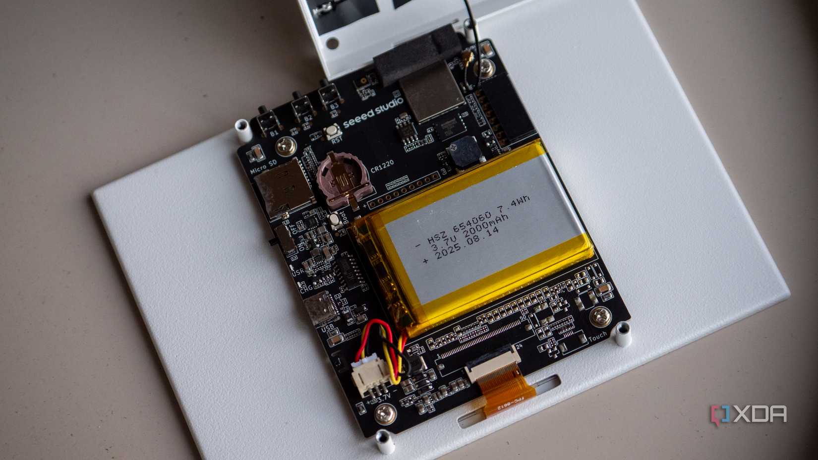 This full-color ePaper display might be the end-game of productivity ...