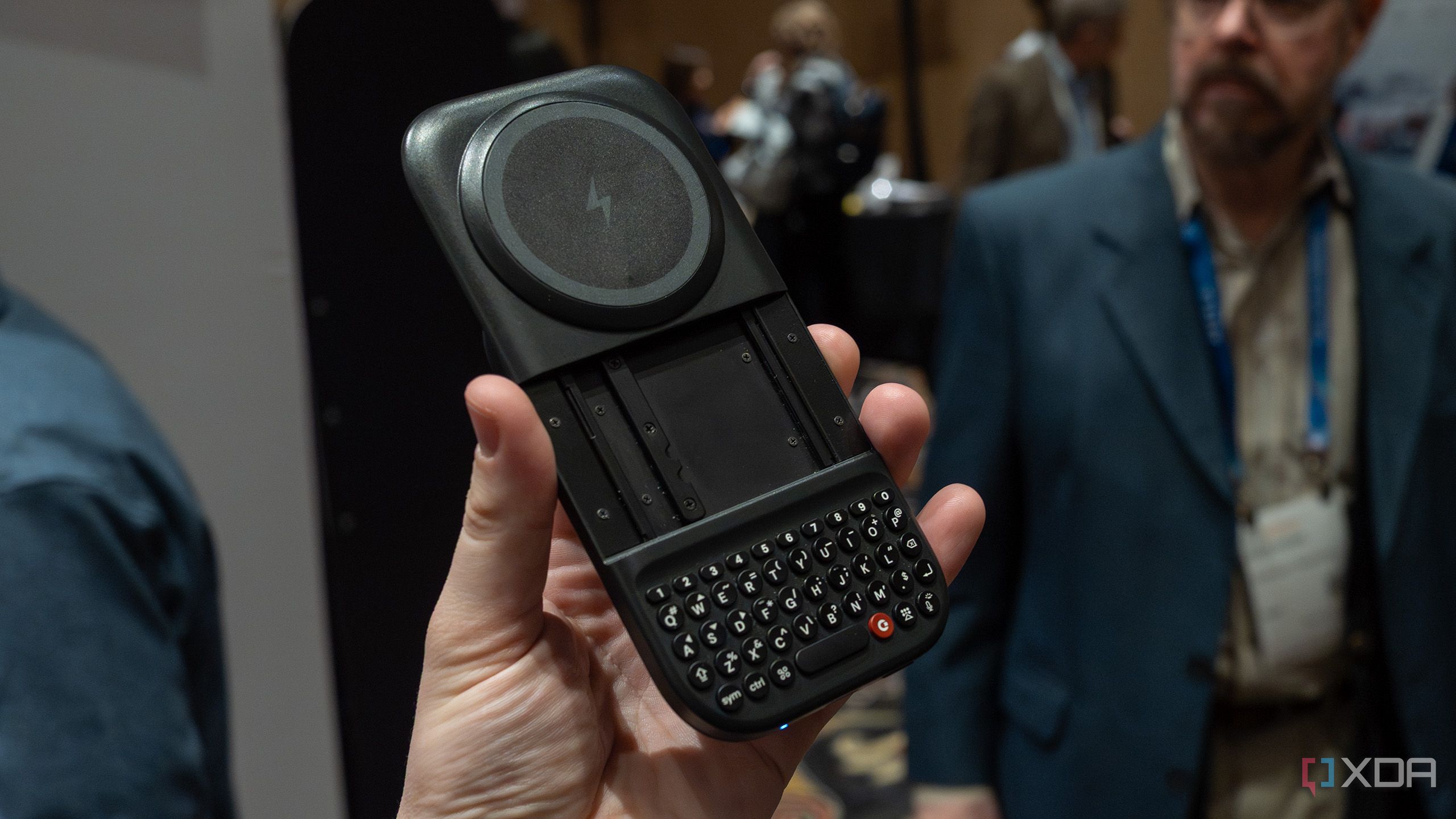 This modular keyboard looks like it came from the future