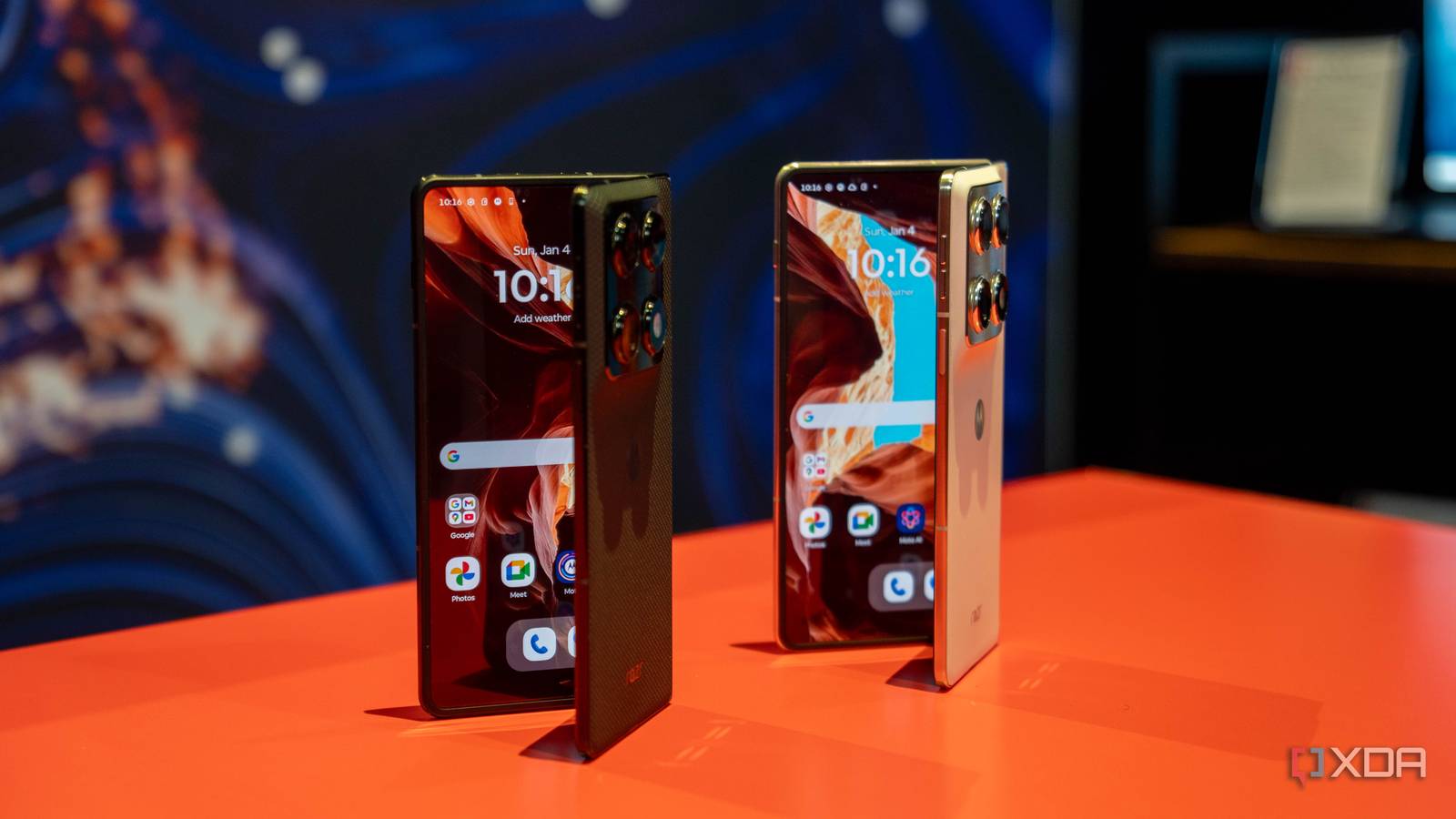 Motorola’s Razr Fold takes aim at Samsung’s Galaxy Z Fold 7