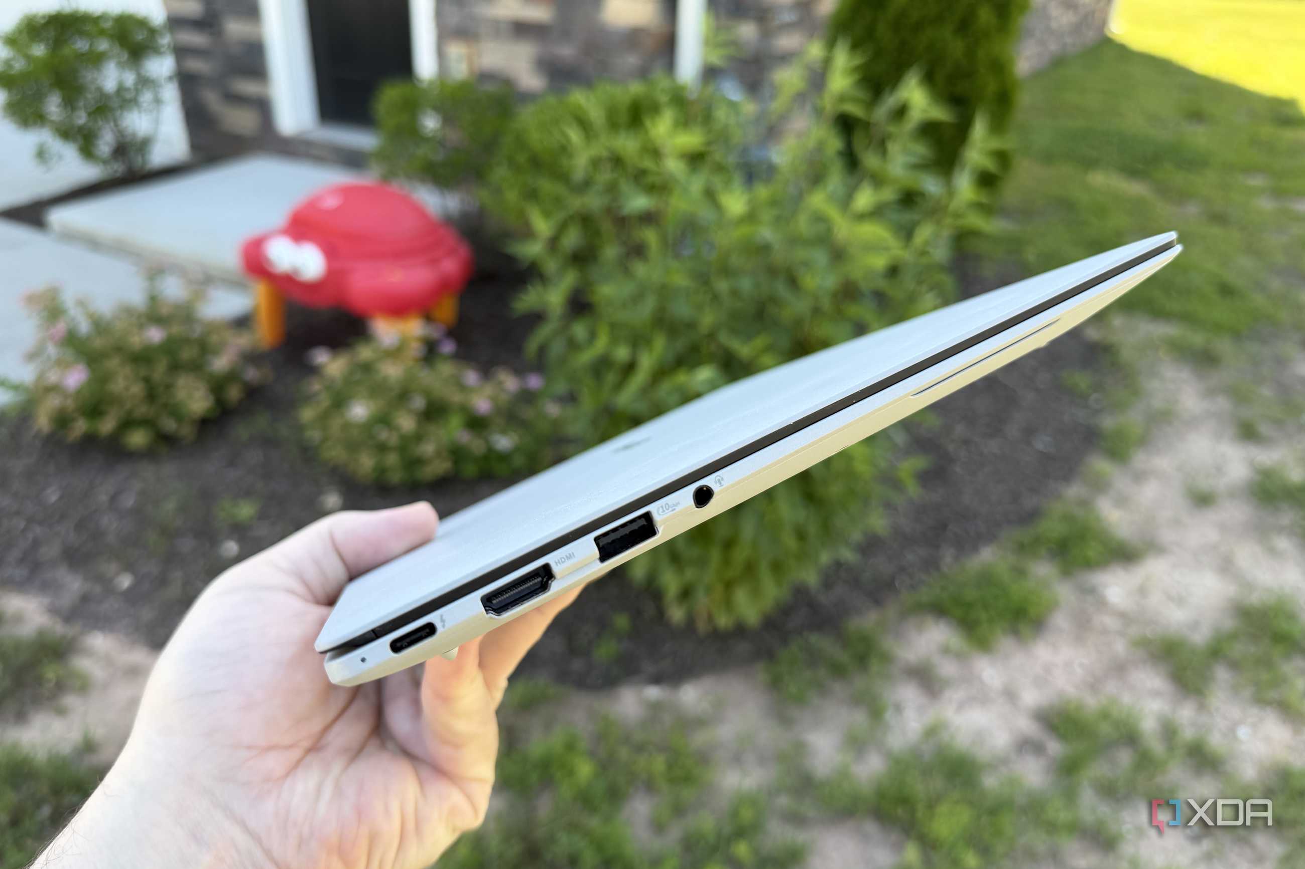 Asus forgot that business casual is supposed to be boring, and the ...