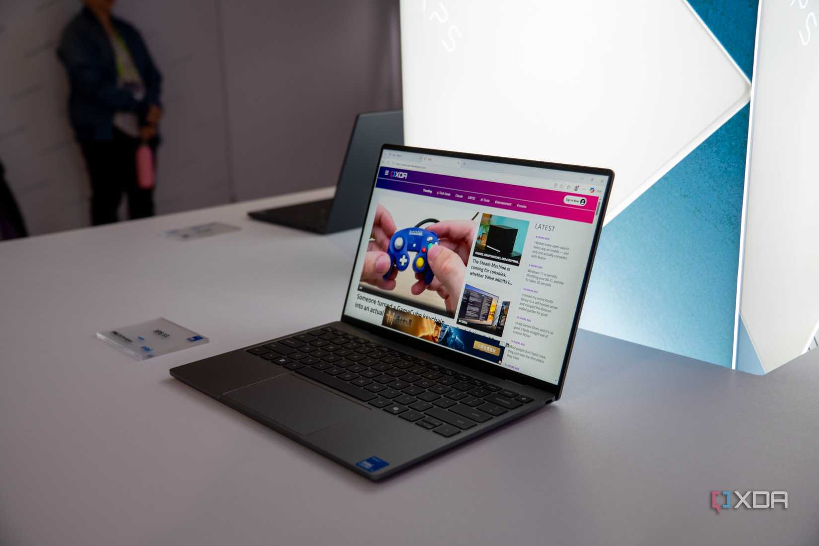 Hands on: The new Dell XPS 13 is a true MacBook Neo killer